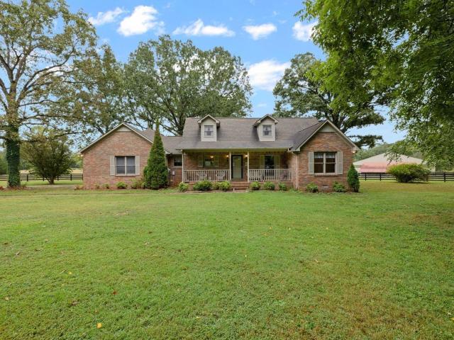 5010 John Lee Johnson Rd, Columbia, TN