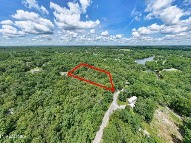 5011 Ostego Dr, Crossville, TN 38572