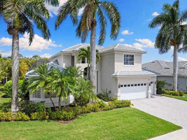 5011 Cerromar Dr, Naples, FL 34112