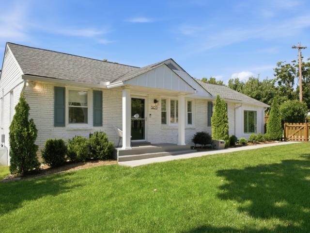 5011 Cherrywood Dr