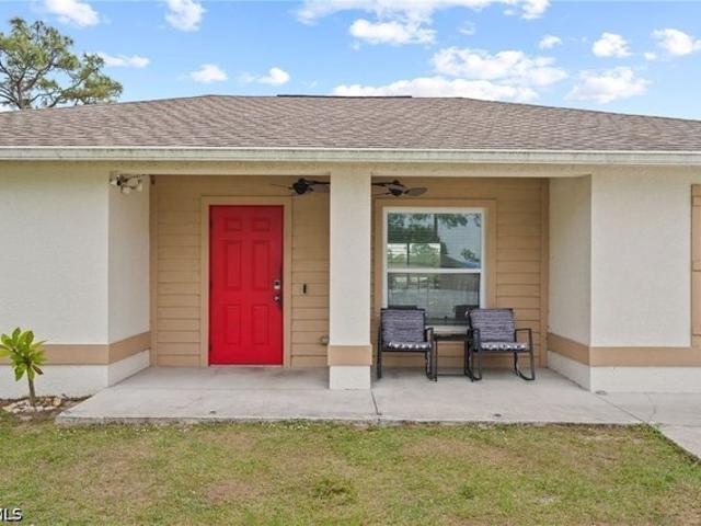 5011 Dania Cir, Labelle, FL 33935