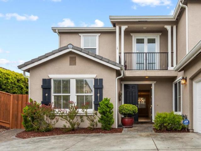 5011 Pacific Crest Drive