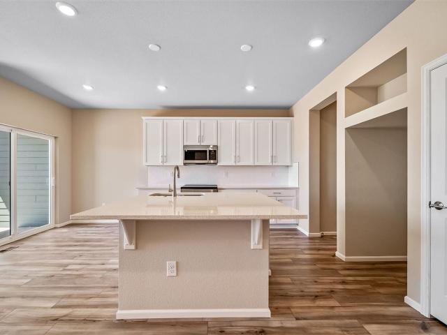 5012 N Tempe Street