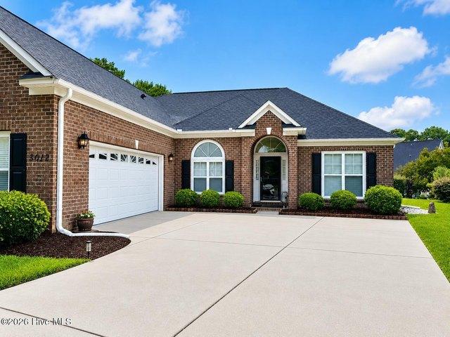 5012 Bowline Ct, Southport, NC 28461