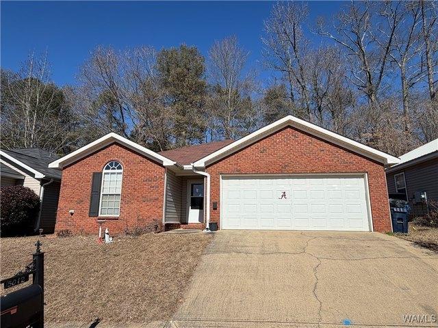5012 Stewart Parc Dr, Northport, AL 35473