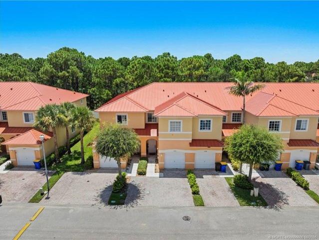 5012 SE Mariner Garden Cir, Stuart, FL 34997