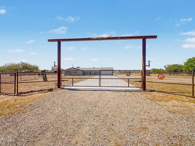 50135 W JEAN Drive