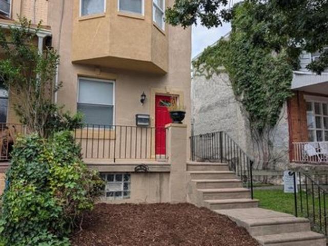 5013 Brown St, Philadelphia, PA 19139