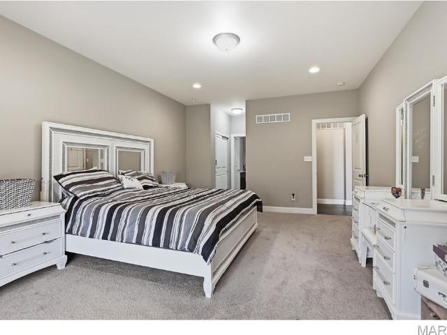 5013 Corisande Wds Dr, Fenton, MO 63026 | MLS #26018