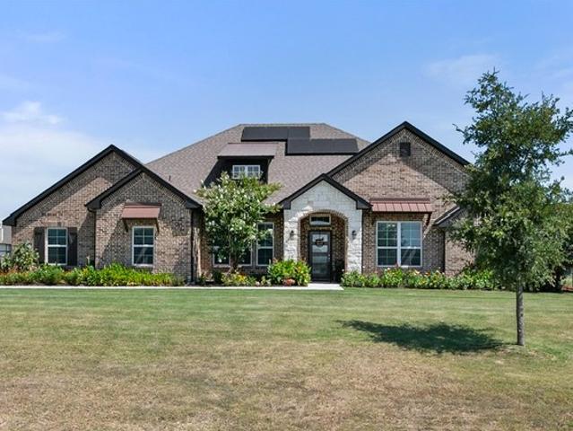5013 Freestone Dr, Weatherford, TX 76085