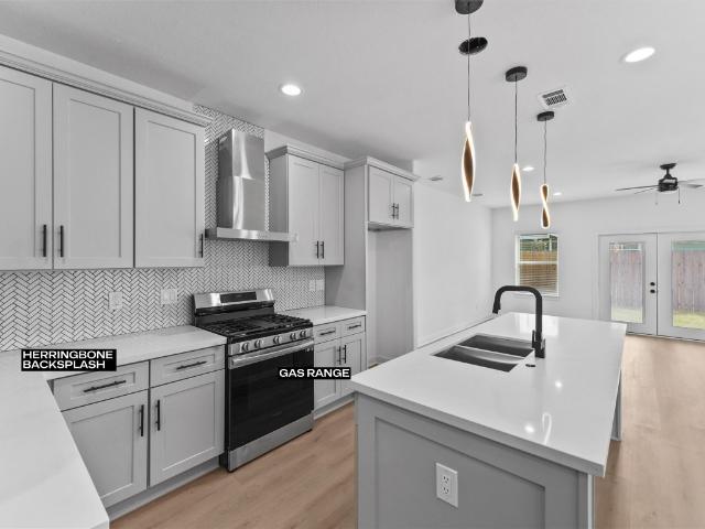 5013 Golden Forest Dr, Houston, TX 77091 | MLS #96329 | Compass