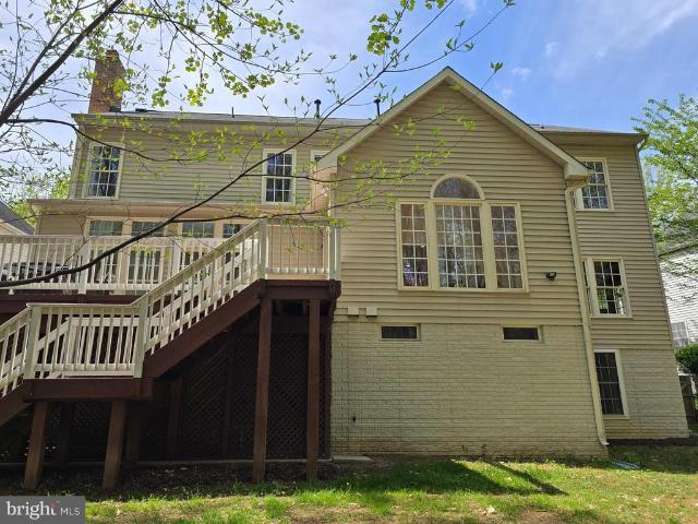 5013 Lincoln Drive