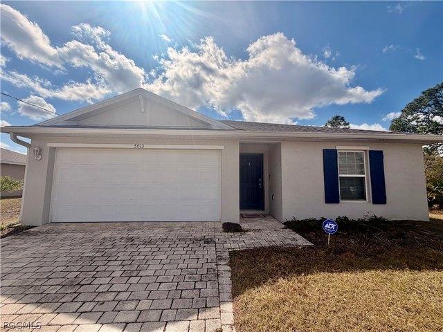 5013 Pinetree Cir, Labelle, FL 33935