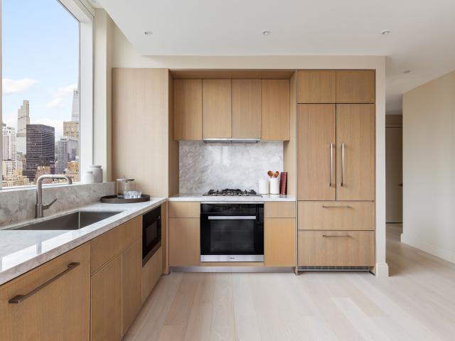 501 3RD Avenue 30D