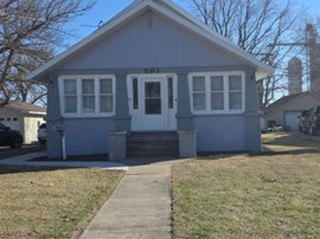 501 1st St SE, Hartley, IA 51346