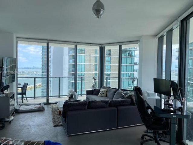 501 31st St NE #3306, Miami, FL 33137