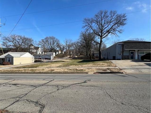 501&505 N Holden Street