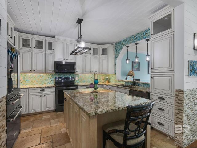 501 Cotton Creek Drive 704