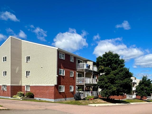 501 Coverdale Rd. 2 Bedrooms, 1 Bathroom