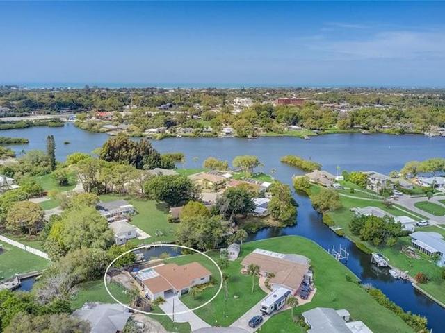 501 Canal Way, Nokomis, FL 34275
