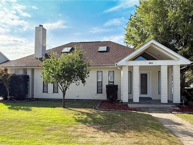 501 Carmenere Dr, Kenner, LA 70065