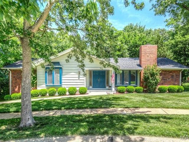 501 Clayworth Dr, Ballwin, MO 63011