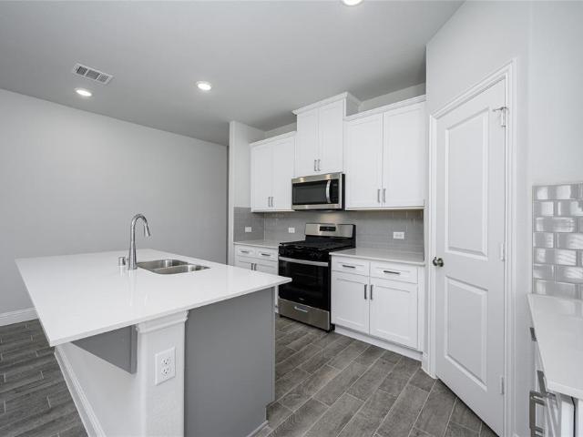 501 Amenduni Lane
