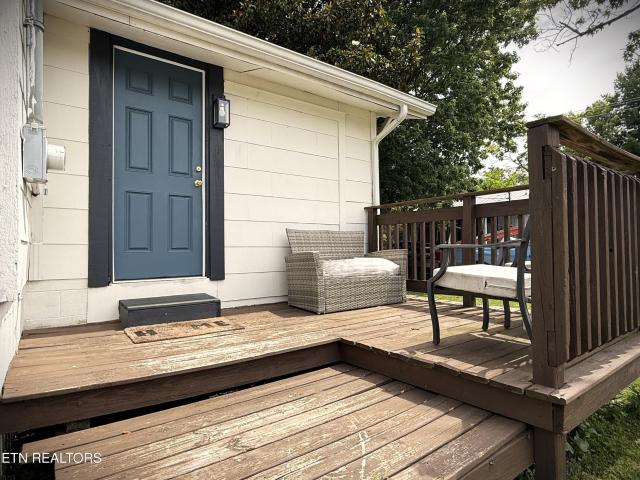 501 Ash Ave