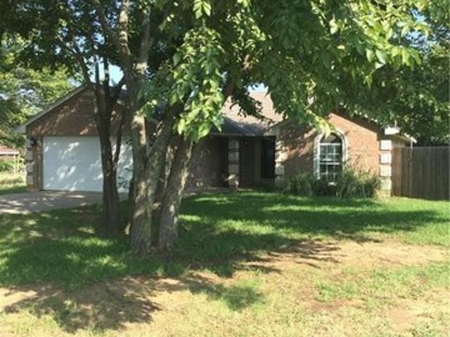 501 Brookfield Dr, Boyd, TX 76023