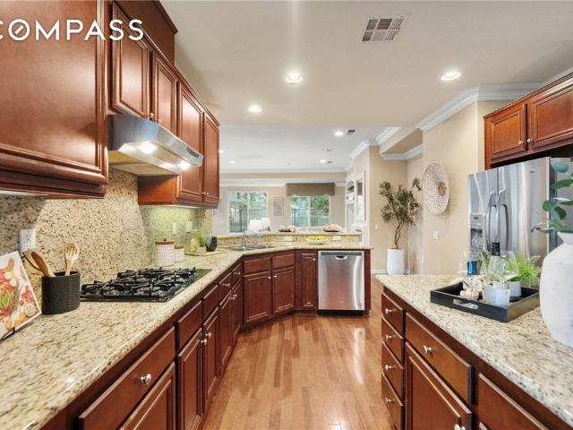 501 Garcia Dr, Hemet, CA