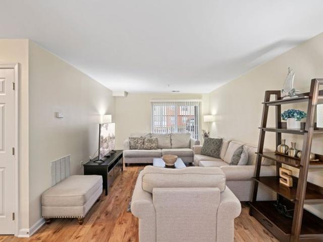 501 Garrison Woods Dr Apt 104, Stafford, VA 22556