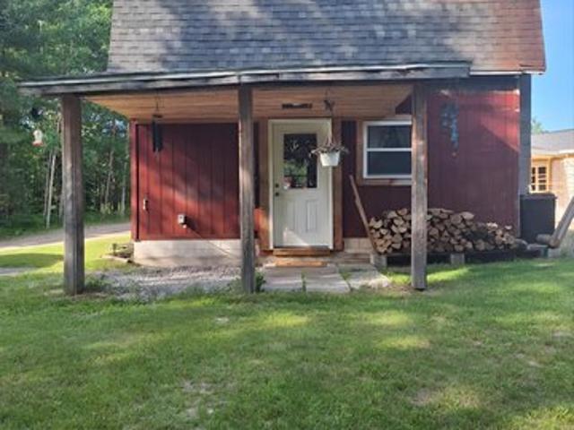 501 Geronimo Rd, Alpena, MI 49707
