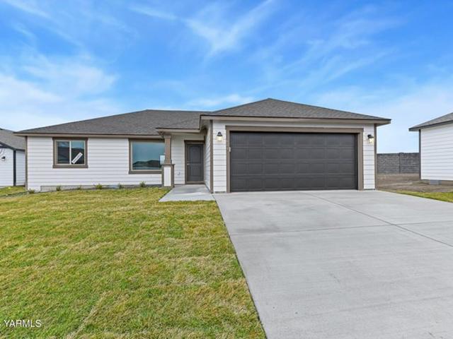 501 Glenwood Unit Phase 12 Spec Ave Lot 319, Grandview, WA 98930