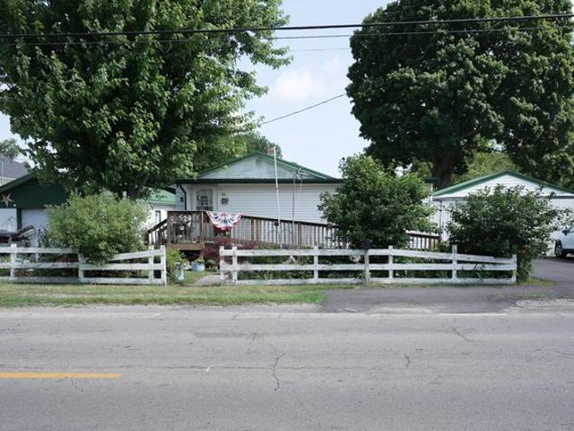501 E Culver Rd, Knox, IN 46534