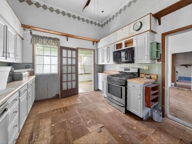501 E Duval Street