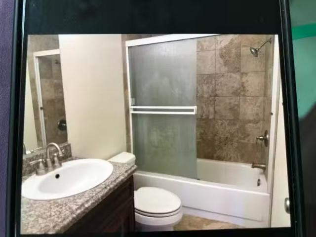 501 E Magnolia Blvd, Burbank, CA 91501