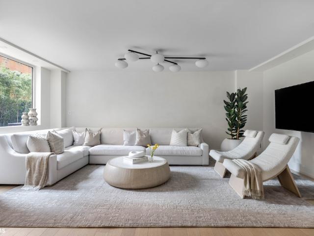 501 East 79th Street, New York, NY