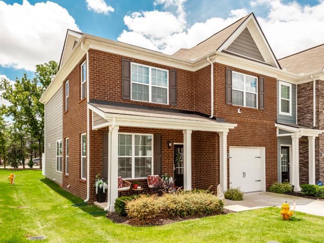 501 Ferndale Pl