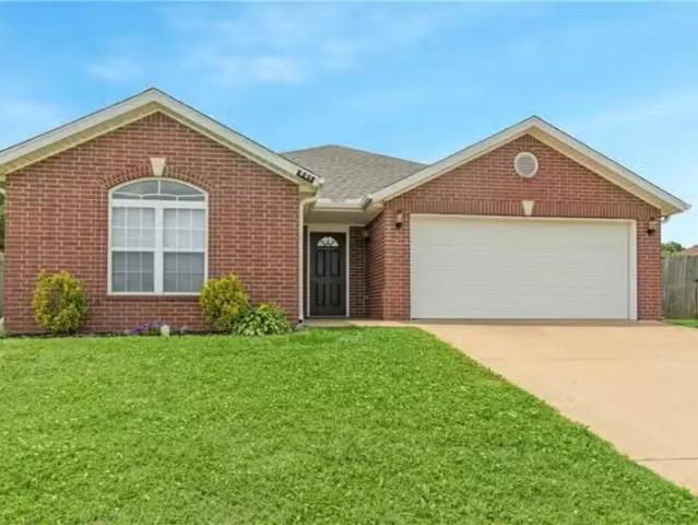 501 FIREWOOD DR, CENTERTON, AR 72719 Single Family Residence F.