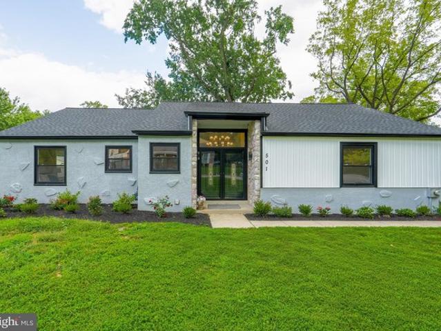 501 Flora Cir, Springfield, PA 19064