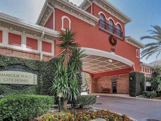 501 Knights Run Ave #2215, Tampa, FL 33602