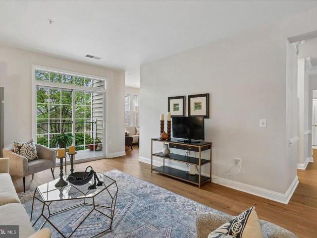 501 King Farm Boulevard # 206