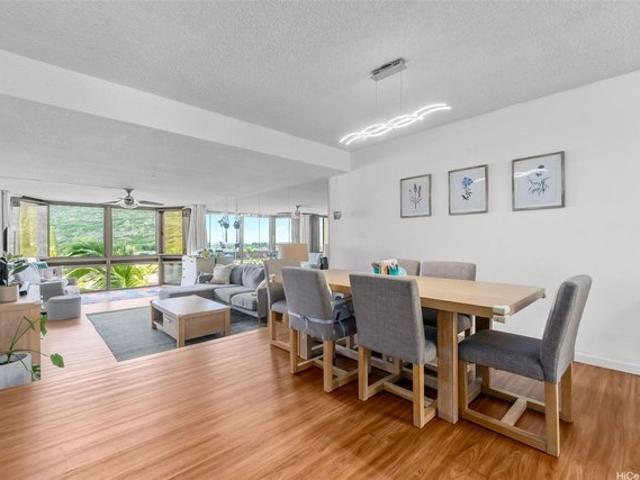 501 Hahaione St Units 1 & 7H, Honolulu, HI 96825