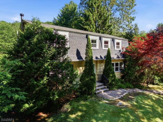 501 Hamilton Dr