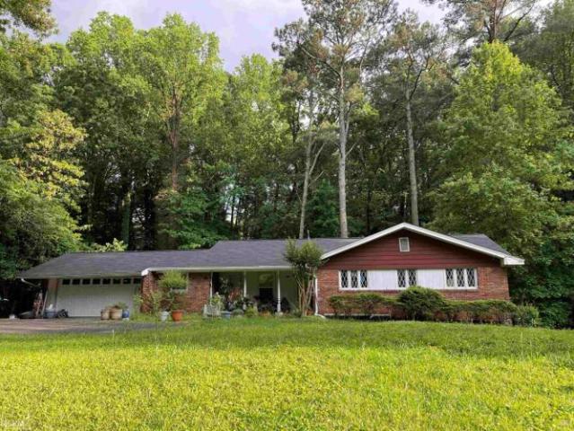501 Hammond Dr, Sandy Springs, GA 30328
