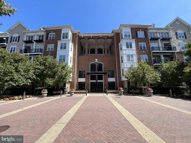 501 Hungerford Dr Apt P85, Rockville, MD 20850