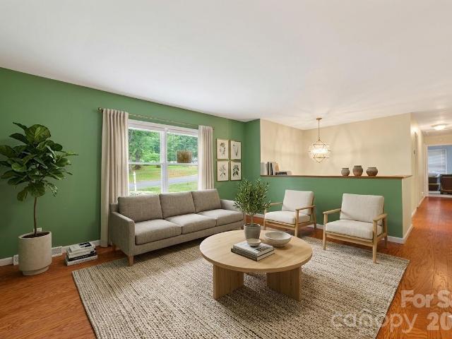 501 Old Farm Road