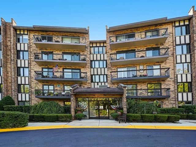 501 Lake Hinsdale Dr Apt 504, Willowbrook, IL 60527