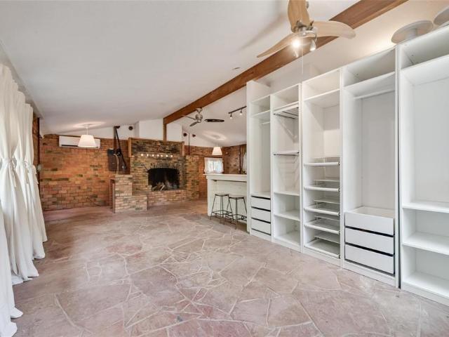 501 Lakeshore Road