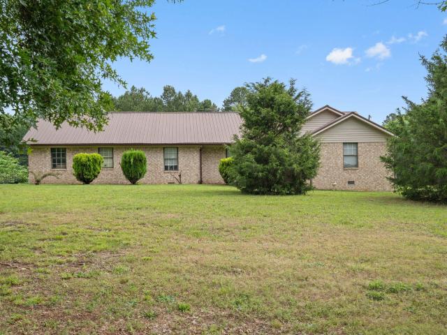 501 Live Oak Trail NE